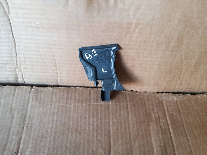 Накладка на дифузор Citroen C3-II, DS3 (No9687398580,9687398480) ліва ...