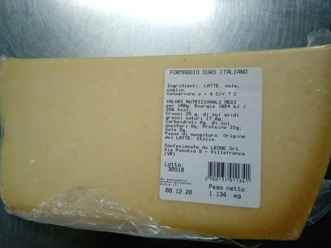 Купить Сир пармезан Formaggio duro Italiano, цена 475 ₴ — Prom.ua (ID ...