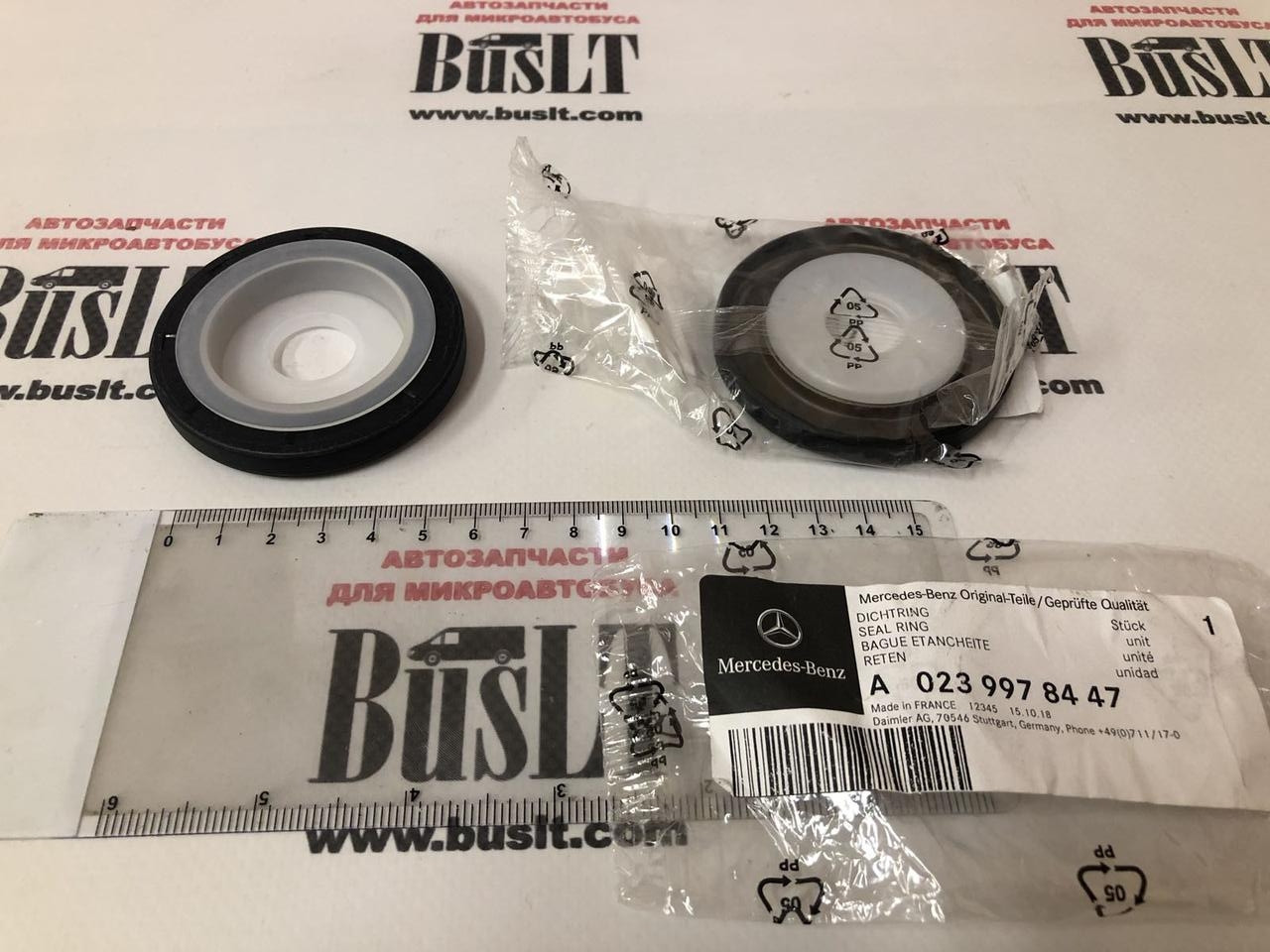 Сальник коленвала перед 45x67x8 (A0239978447) (00A103085A) (A0099978947 ...