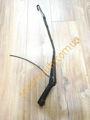 Купить Щеткодержатель рычаг дворника правый с распылителем СПРИНТЕР 96 ...