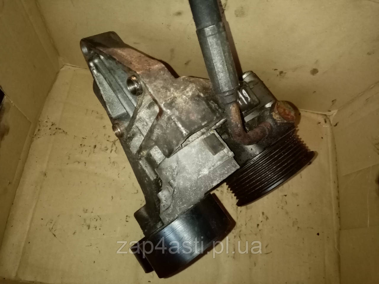 Купить Кронштейн насоса гидроусилителя IVECO 2.3 200000019 Насос ...