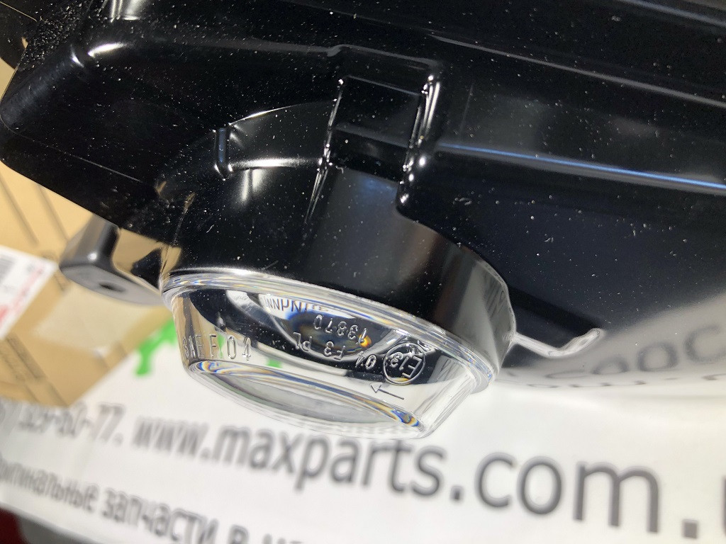 8122060110 81220-60110 Оригинал туманка фара галогенка подфарник левая ...