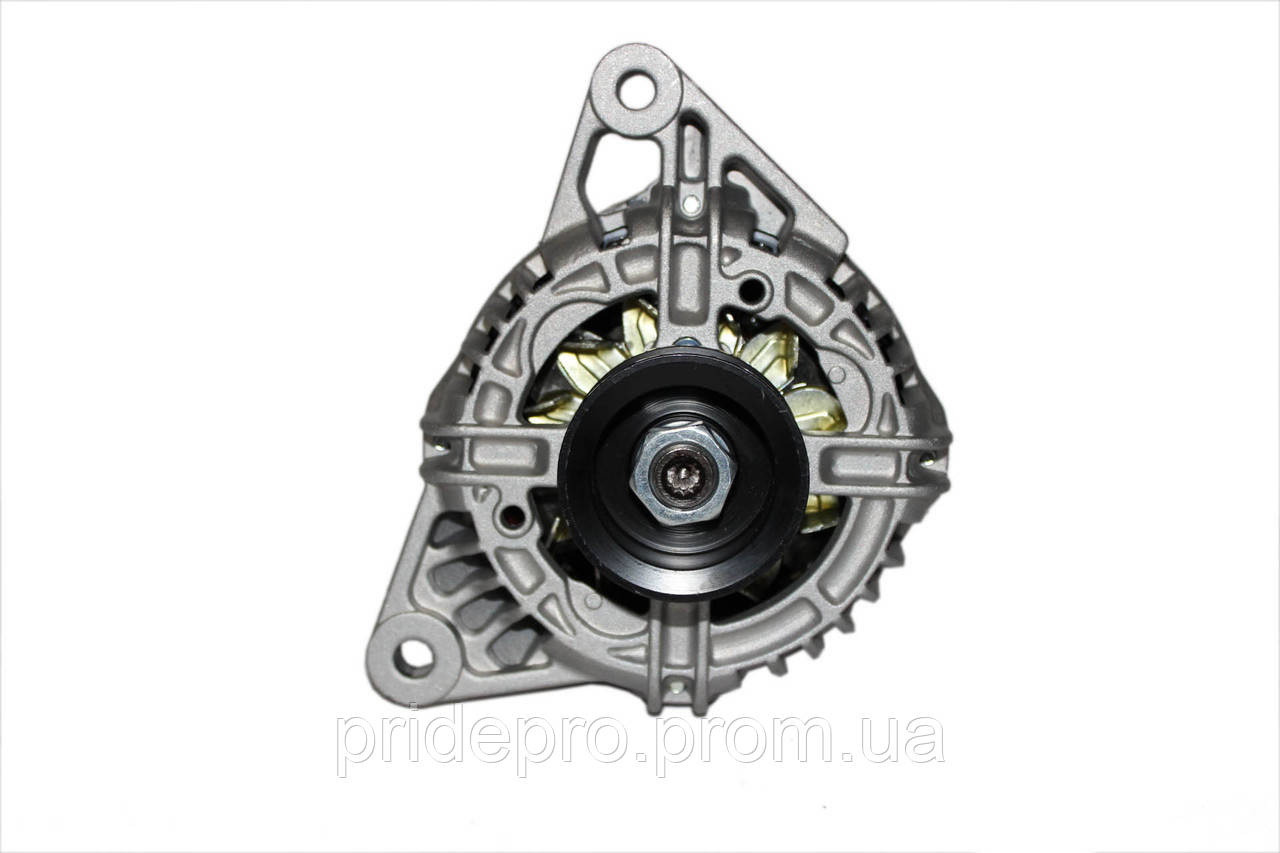 Генератор б у на Vw Passat Audi A4 A6 Skoda Fabia Superb 14v 90a