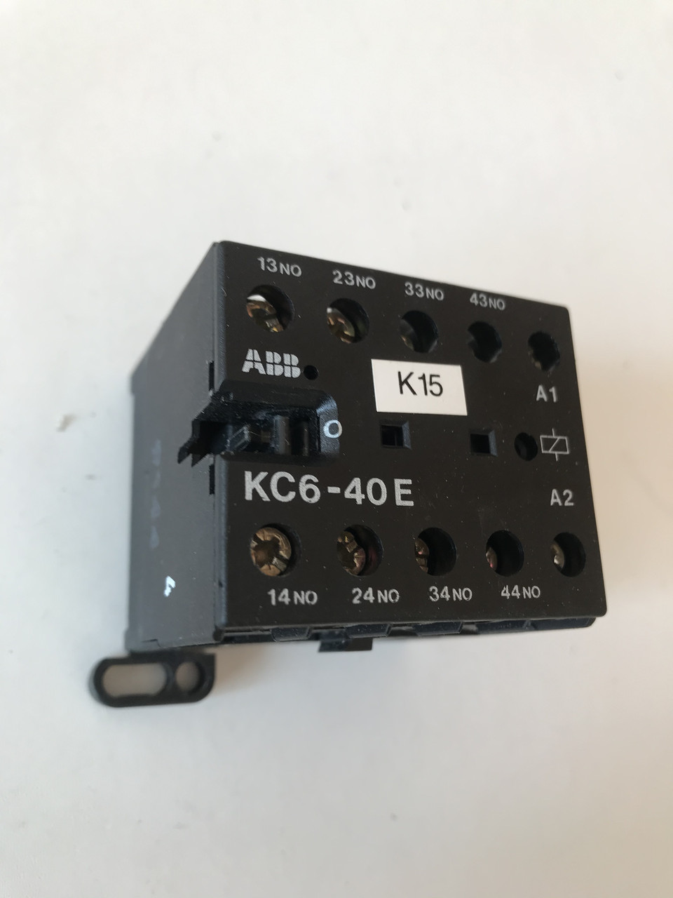 Купить Вспомагательный контактор ABB KC6-40E 24V DC 3A 4NO, цена 140 ₴ — Prom.ua (ID#1255726137)