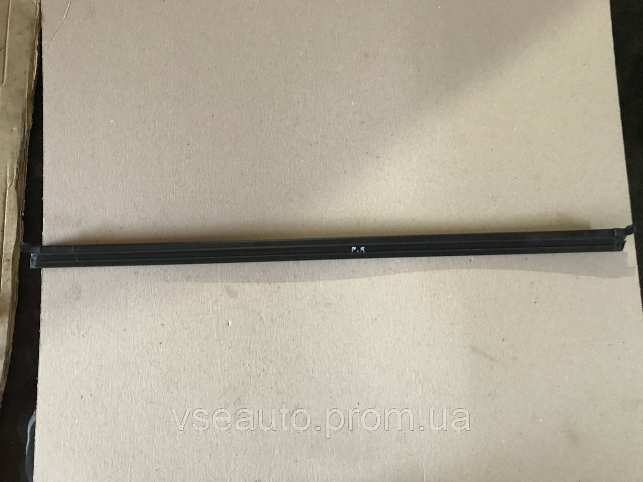 5c6837479 Уплотнитель Стекла Передней Правой Двери Volkswagen Jetta 6 ...