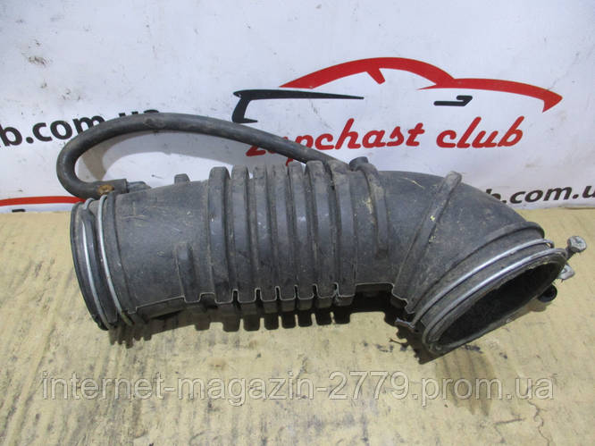 Патрубок воздушного фильтра (гофра) MR224142, MR224143 992749 Galant 97 ...