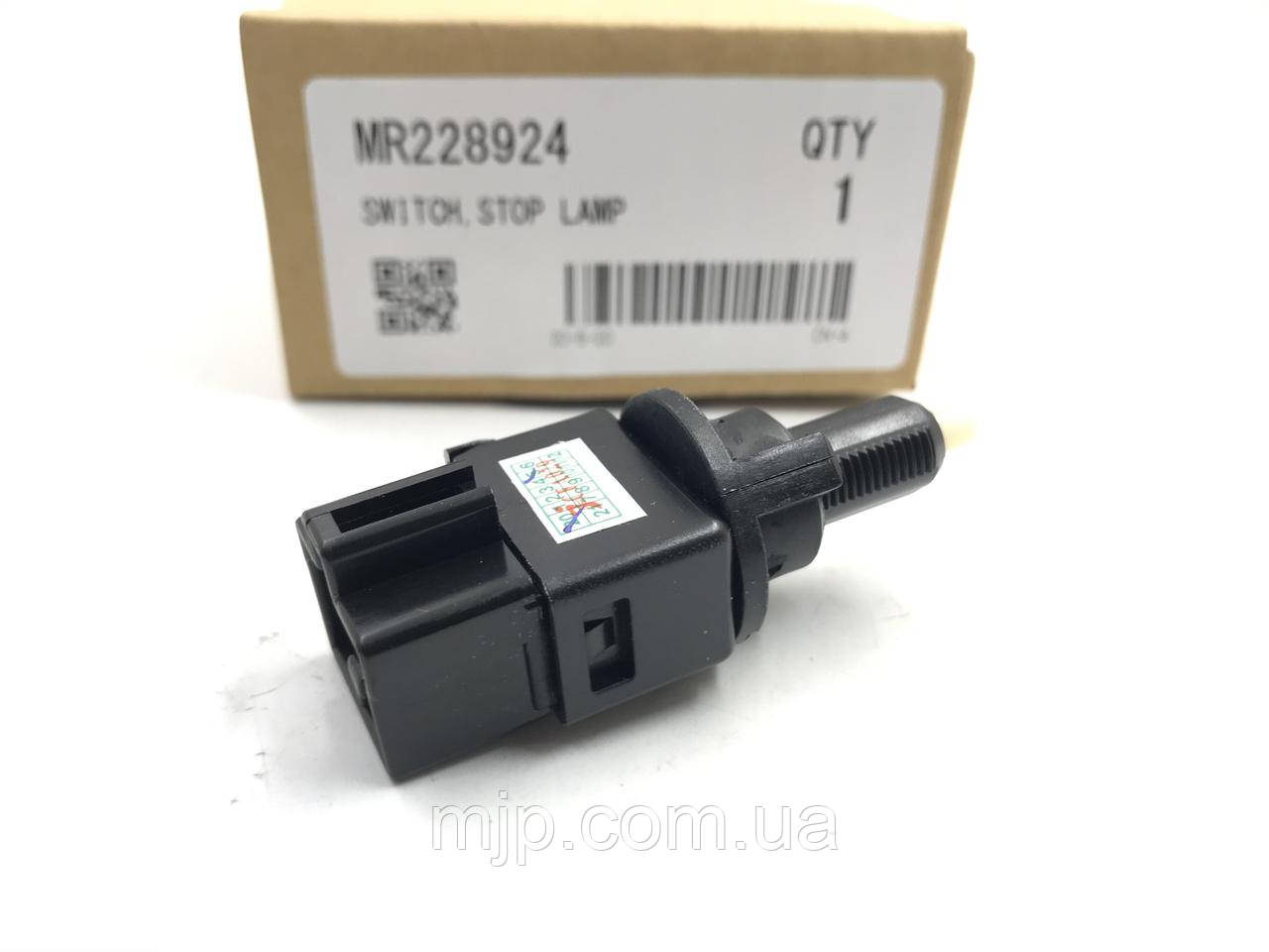 Датчик включення стоп сигналу MR228924 MATOMI, ціна 293.18 грн — Prom ...