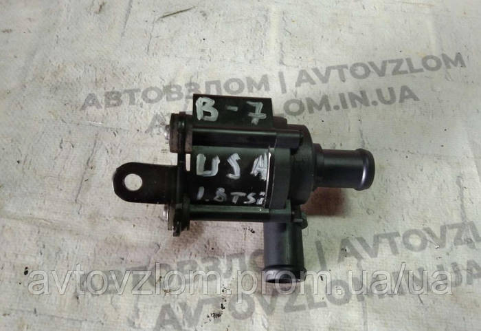 Насос води Volkswagen Passat B7, 1.8tsi, USA, 5C0965561, цена 2100 грн ...