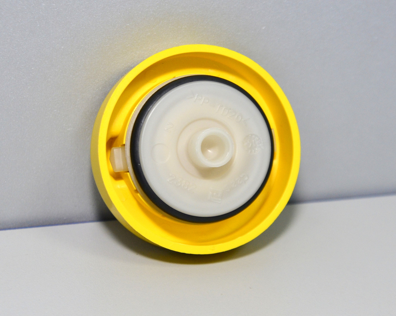 Крышка маслозаливной горловины на Renault Trafic II 2006->2014 2.0dCi+2 ...