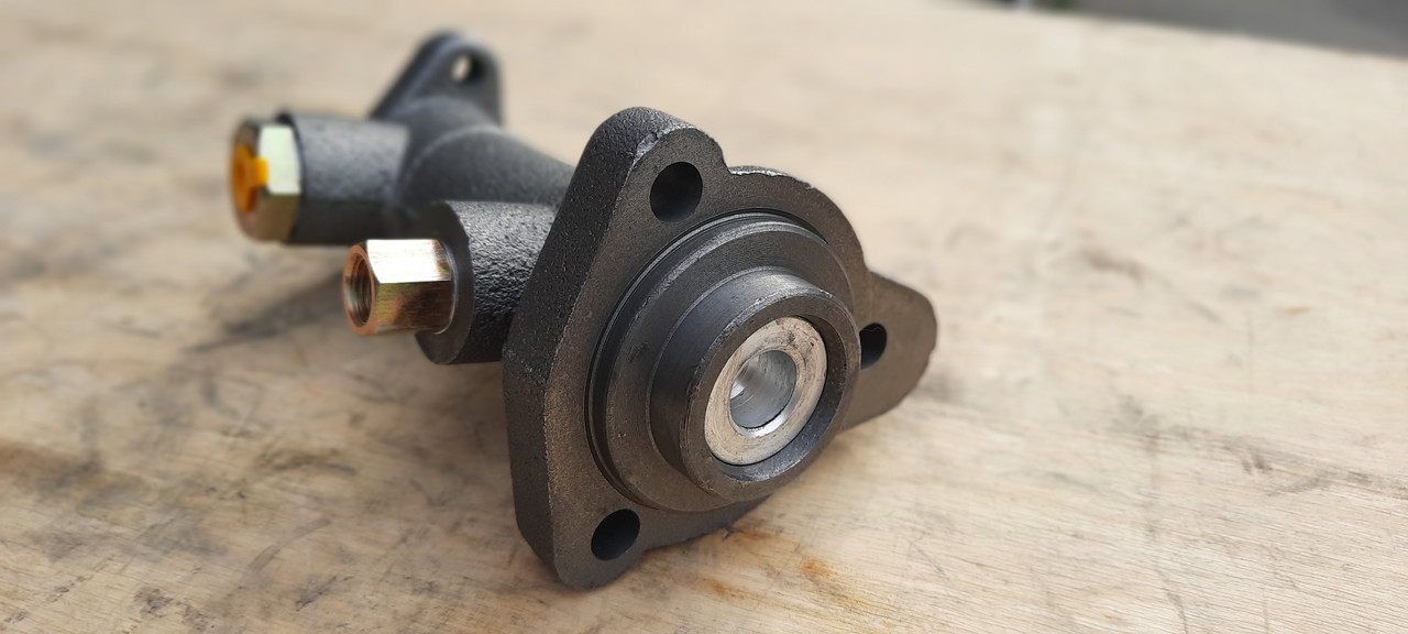 3205-3505010-00 Циліндр гальмівний головний (без підсилювача) ПАЗ ...