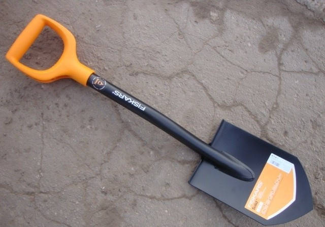 Купити Саперна Лопата для копа 80 см Fiskars "Solid" (1014809/131417) Ресорна сталь, ціна 899 ...