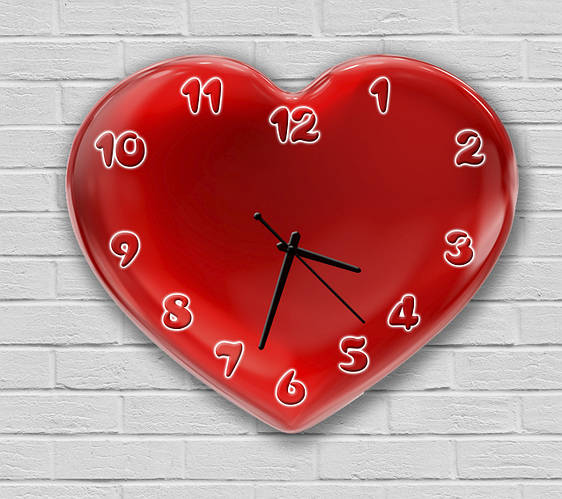 Дизайнерские часы настенные в подарок фигурные Erpol Сердце любви 30x36 ...