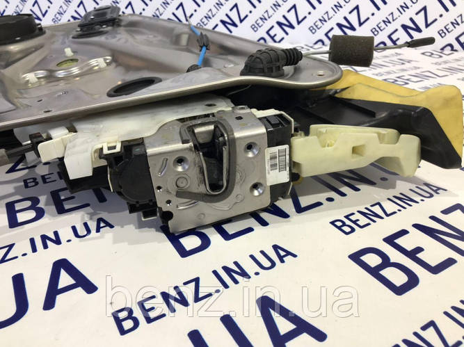 Замок двери передней правой Mercedes W212, W204, C207 A0997200435 ...