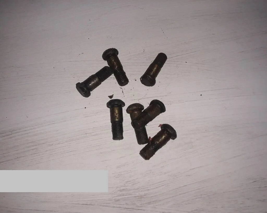 Купить Болт маховика ГАЗ-53 (М11*1.0*33). 291524-П, цена 20 грн — Prom ...