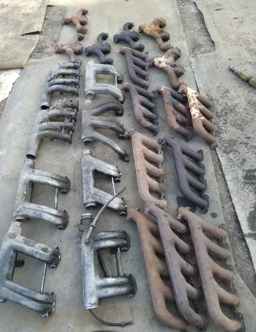 Колектор впускний випускний Mercedes 601, 602, 616 Т1 207-410 D (ID ...