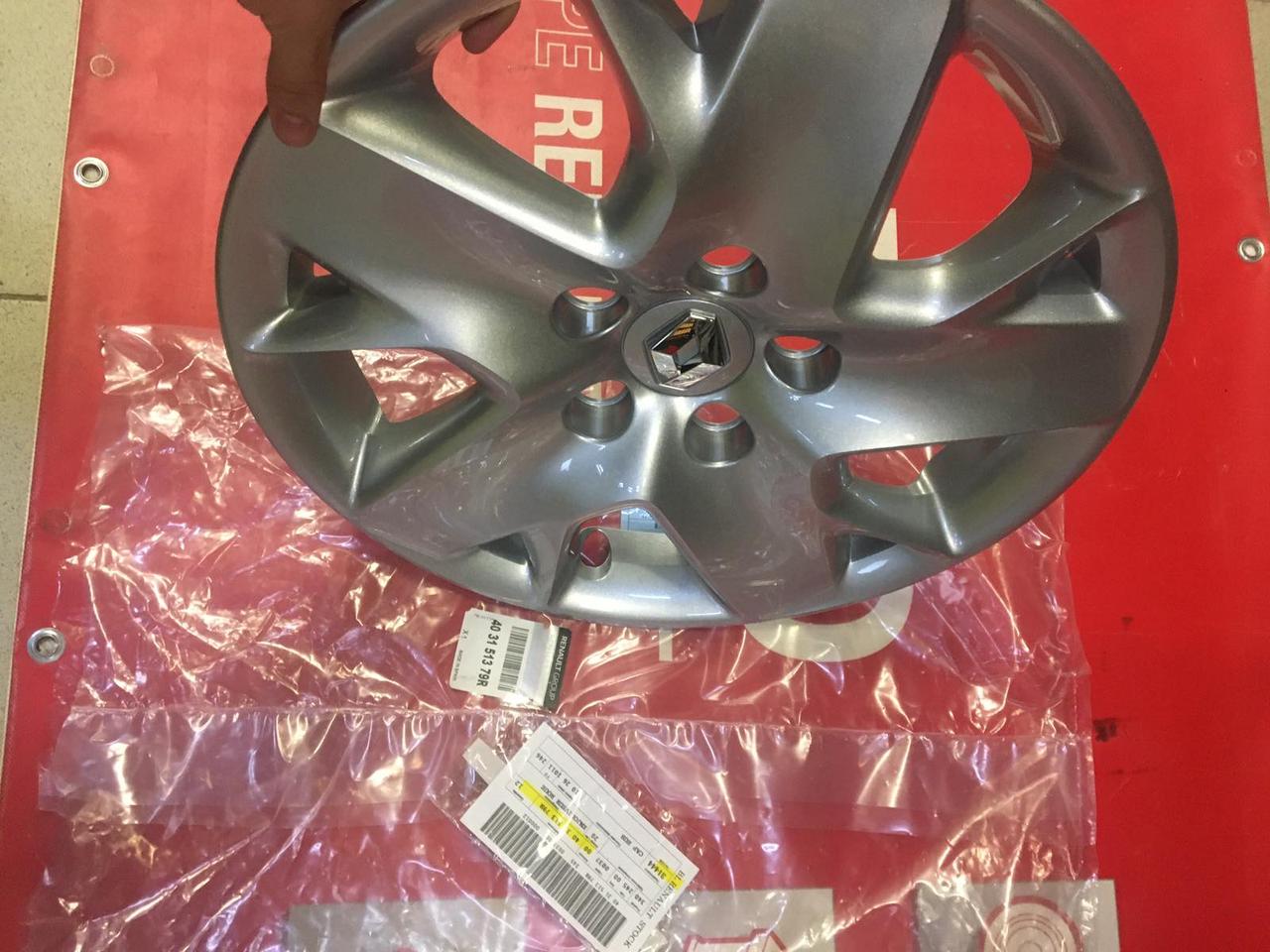 Колпак структурный R16 Renault Megane (original)-403151379R, цена 680 ...