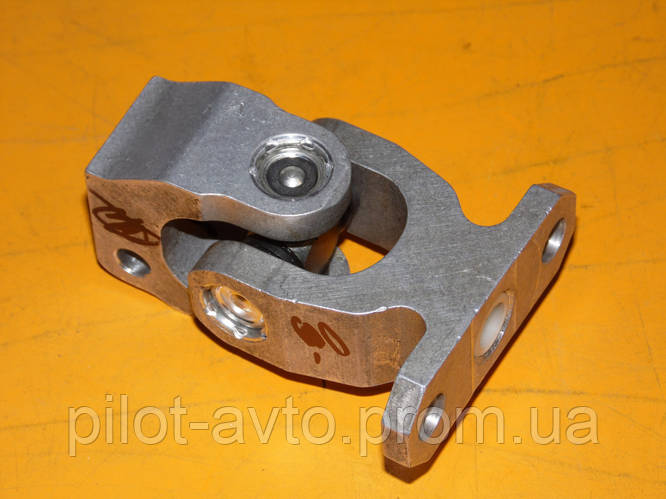 Карданчик рульового валу BMW 3 e30 БМВ 3 BMW е30 32 31 1 151 273, ціна ...