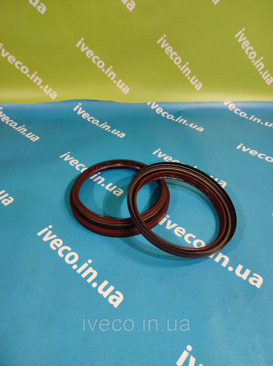 Сальник передней ступицы Iveco Trakker EuroTrakker Ивеко Тракер ...