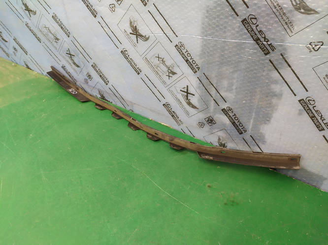 Спойлер (кронштейн) переднего бампера для LAND ROVER Range Rover 4 L405 ...