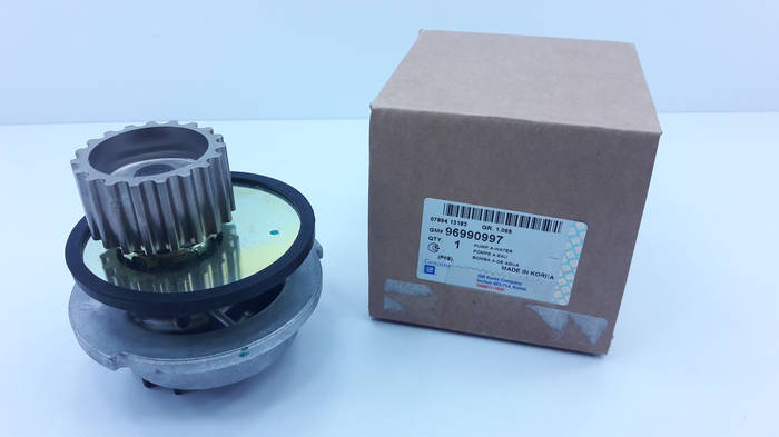 Купить Насос водяной (помпа) Ланос 1,6, Нексия 1,5-1,6 DOHC GM Корея ...