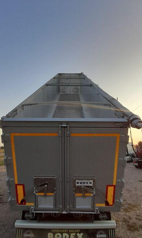 Купить Полуприцеп зерновоз BODEX 55 куб,м KIS 3B - низкая цена