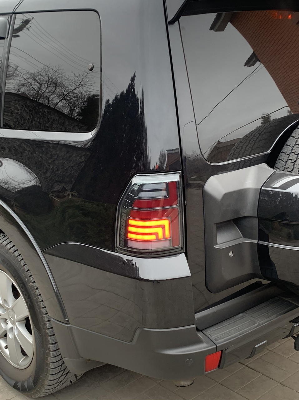 Ліхтарі Mitsubishi Pajero Wagon 4 тюнінг Led оптика - в Украине от ...