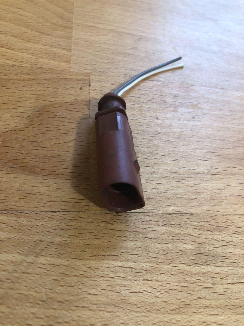 Купити Датчик температури газів 6x0973802A VAG VW Skoda SuperB Seat ...