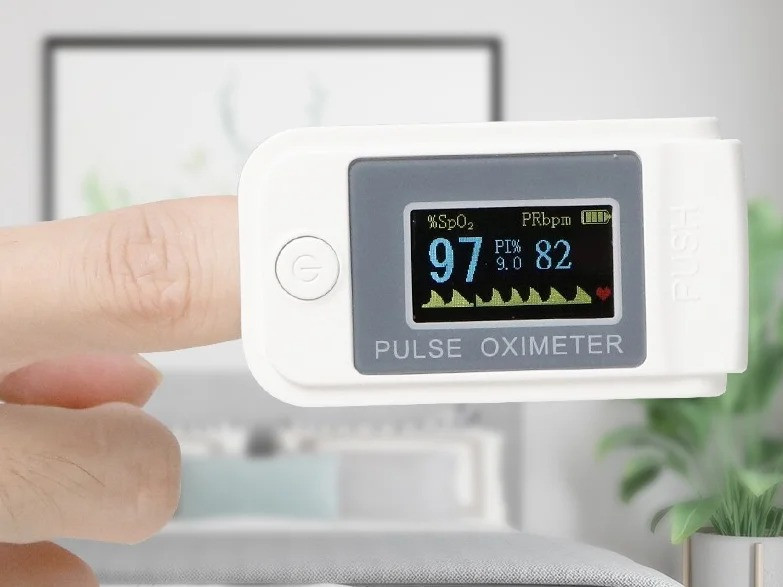 Пульсоксиметр Fingertip Pulse Oximeter LK89 Белый, цена 288 грн — Prom ...