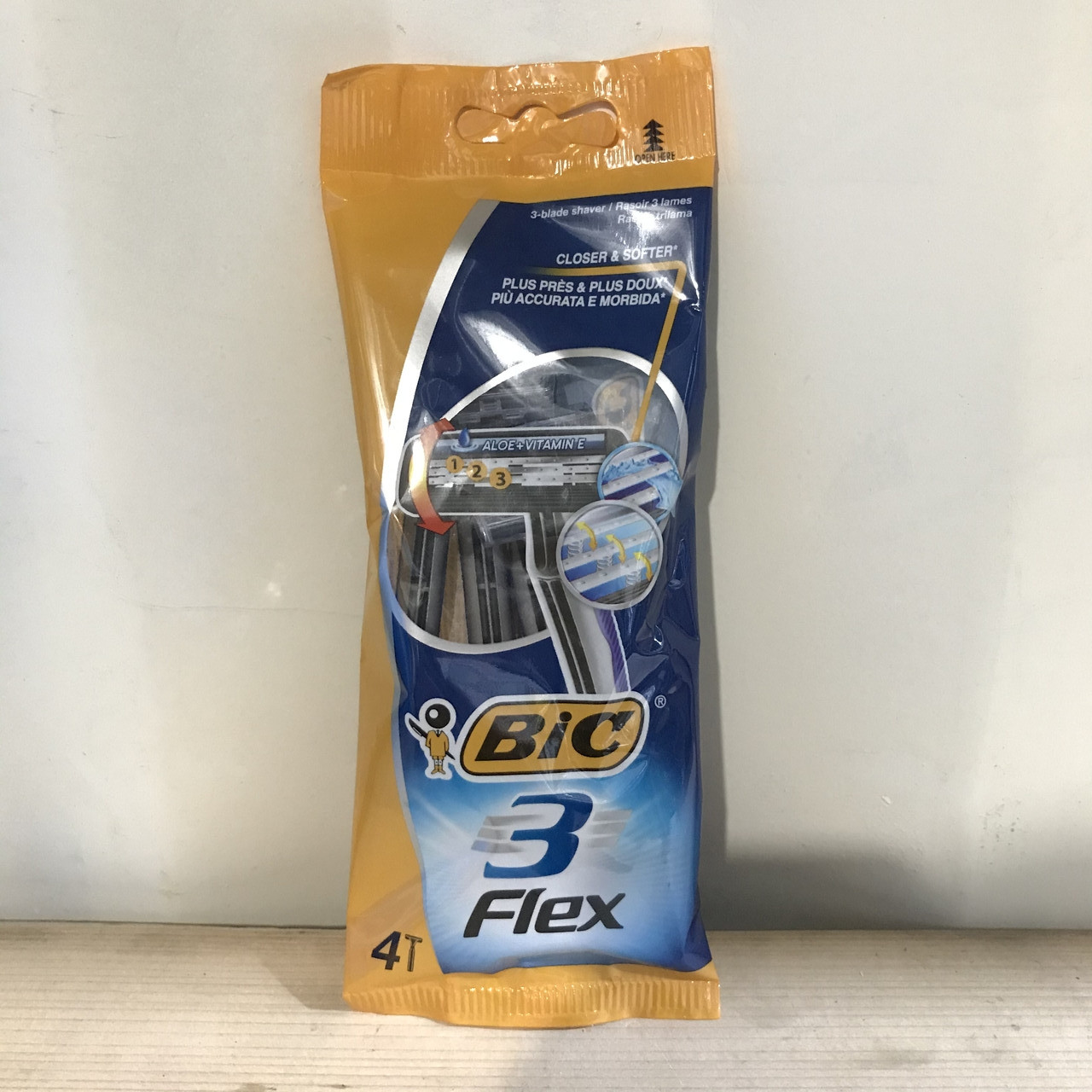 Купить Бритва BIC 3 Flex 4 шт., цена 160 ₴ — Prom.ua (ID#1320232548)