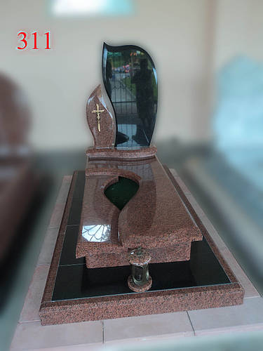 Елітний комплекс із граніту лізніки і базальт з лампадкою (ID#2737233 ...