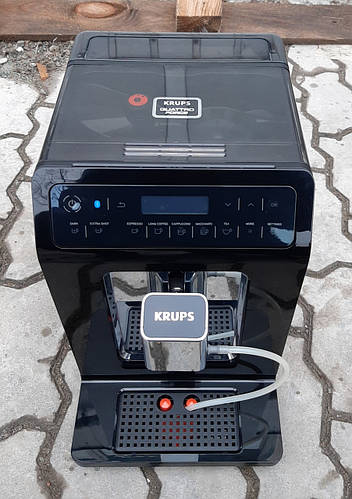 Кофемашина кофеварка Крупс KRUPS EA891810 Evidence черная, цена 11900 ...