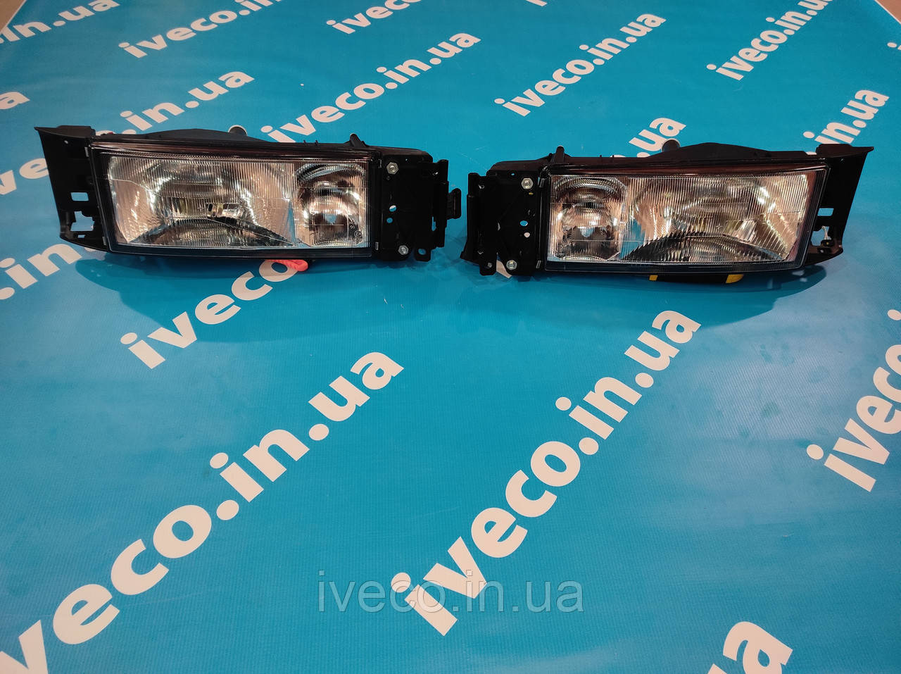 Фара ліва права Iveco Eurotech Eurostar 4861794 4861793 500305103 ...