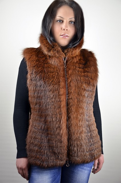 Жилетка Женская Меховая Из Лисы — Купить Недорого на Bigl.ua (16190767)
