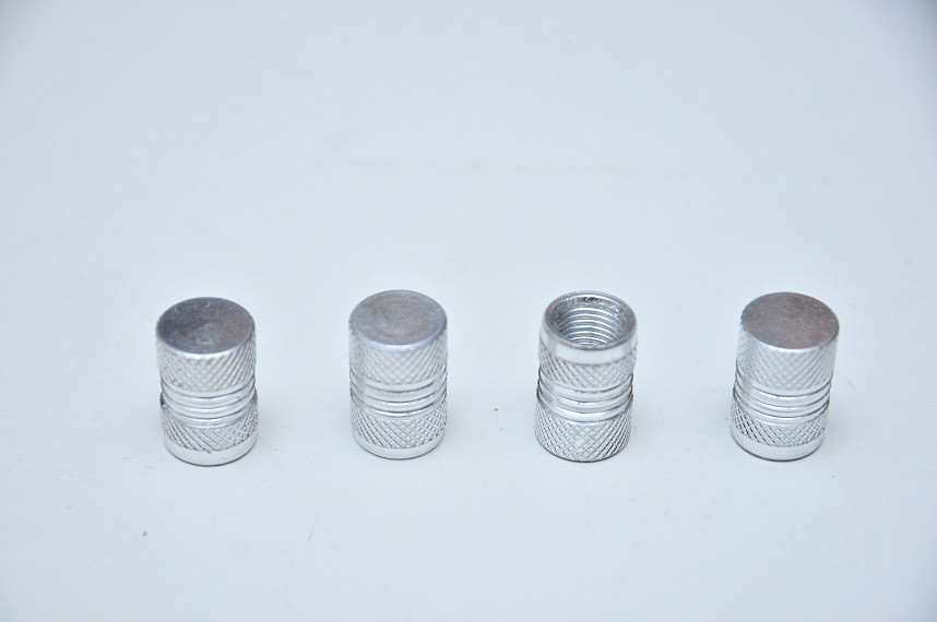 4шт.Колпачки металлические на Ниппель Silver Нипель золотник, цена 70 ...