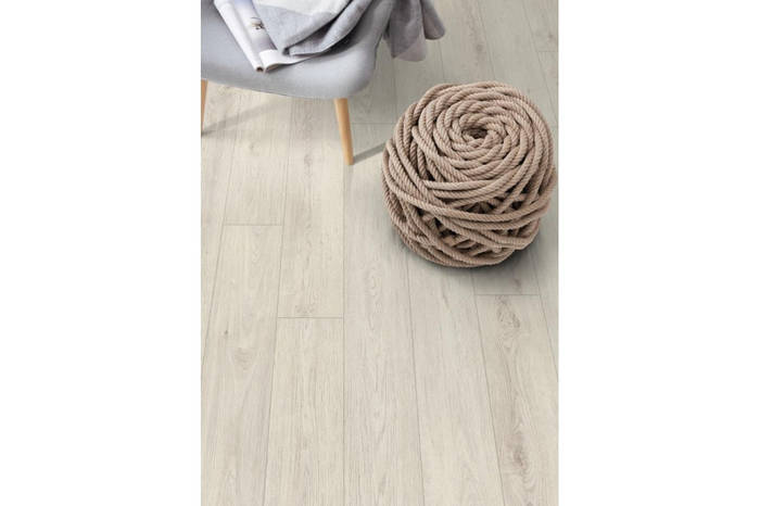 Немецкий ламинат Egger PRO Classic Фаска V4 8мм/33 клас Дуб Кортина белый 1,9948 м2 в уп. EPL034 ...