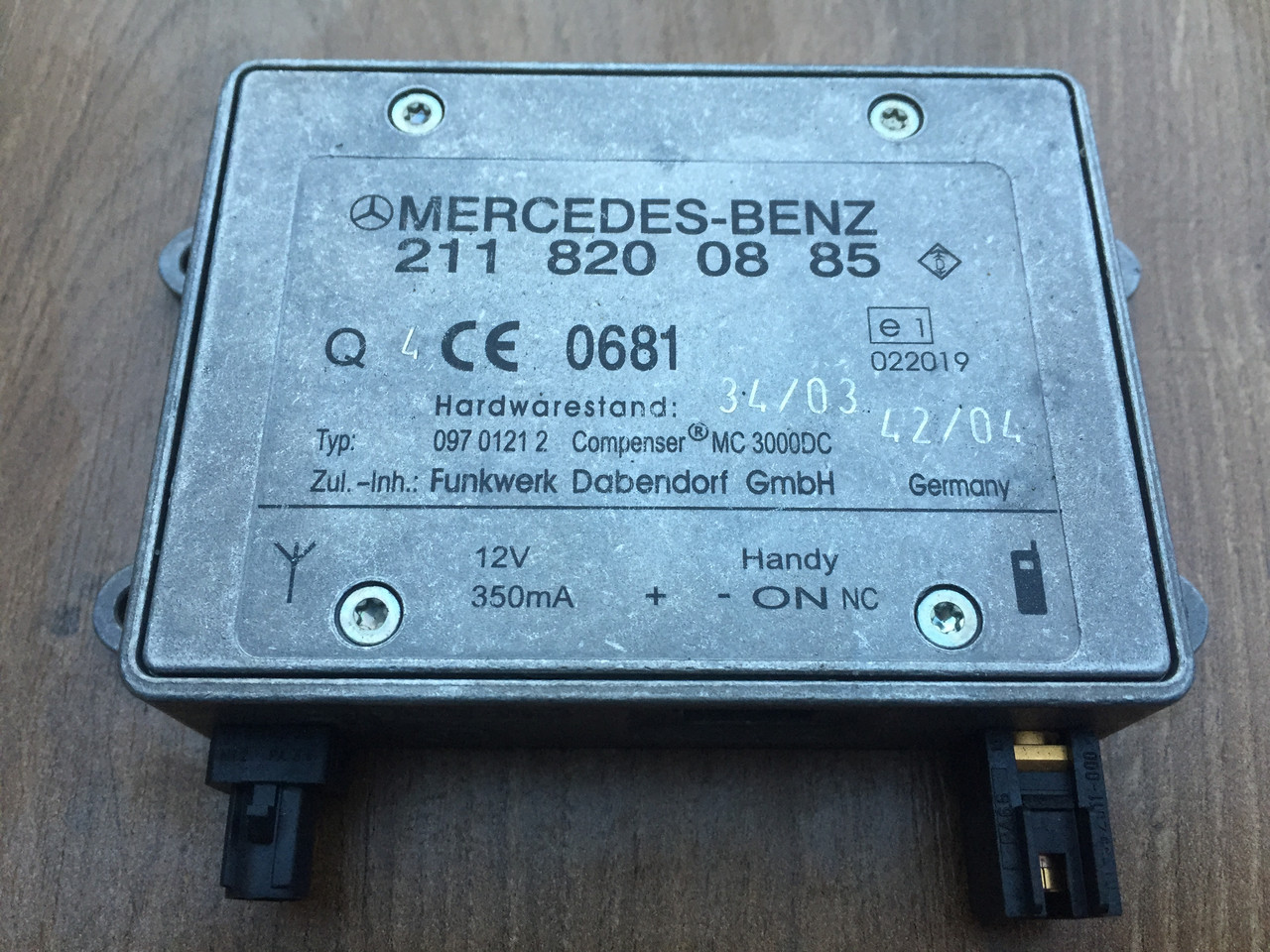 Усилитель антенны блок телефона Мерседес [A2118200885] (ID#1361060718 ...