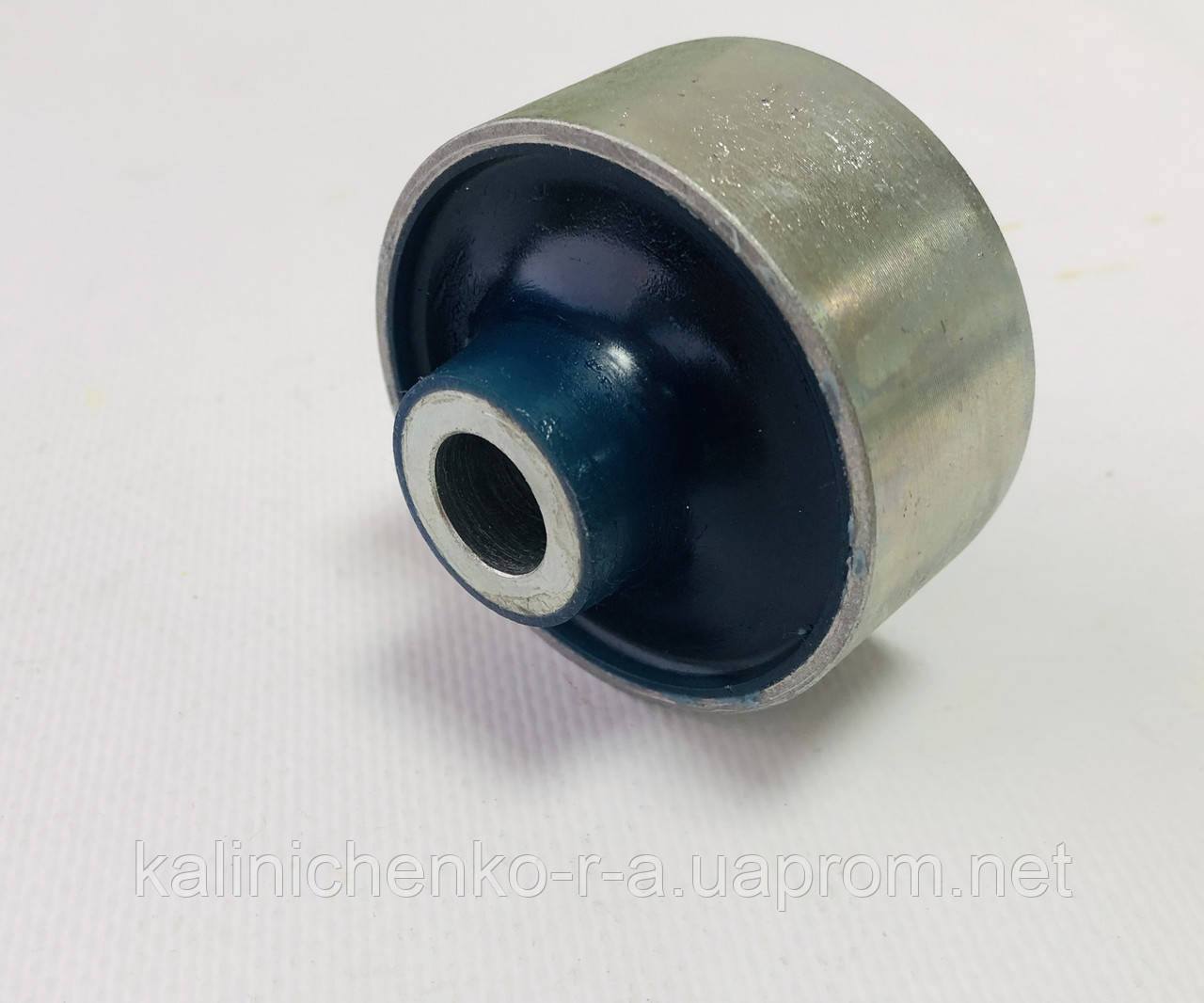 Купить Полиуретанoвый сайлентблок переднего рычага, задний Mitsubishi ...