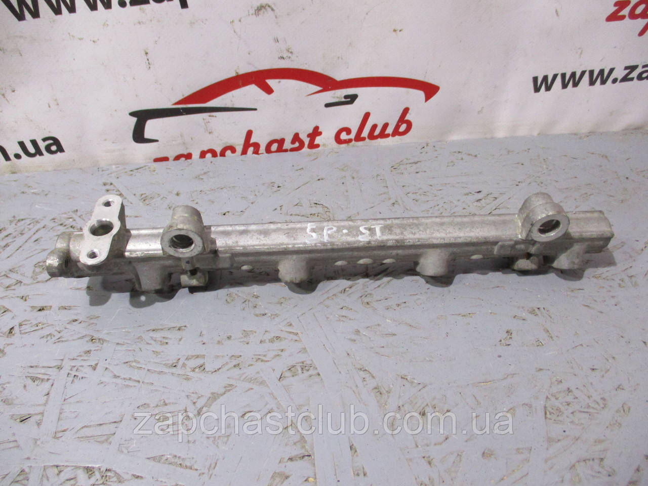 Рейка Топливная (рампа) Space Star, Lancer 9, Carisma, MR420461 995264 ...