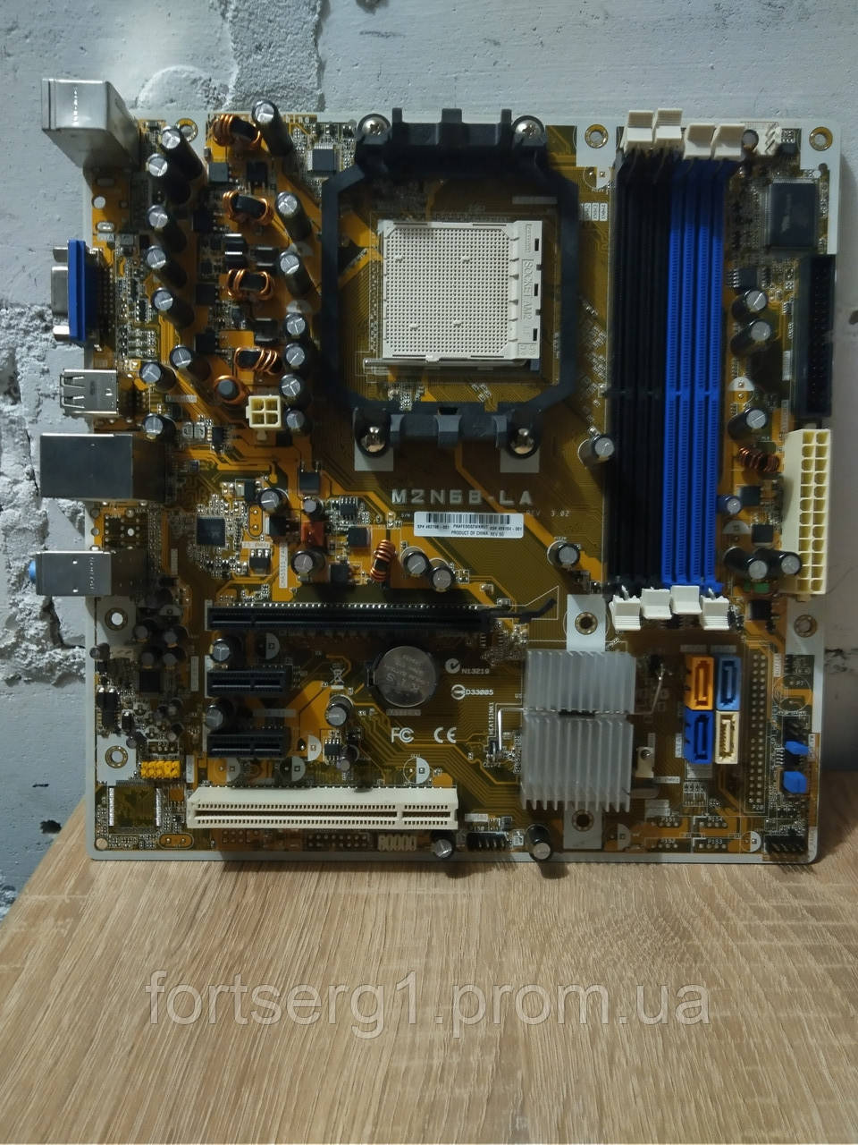 Материнская плата Asus M2N68-LA (Socket AM2+, DDR2, NVIDIA nForce 630a ...