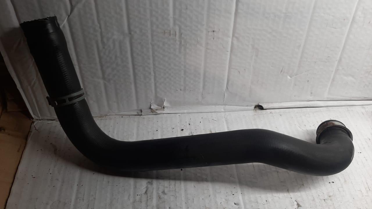 Б/у Патрубок радіатора нижній 9065010382 Mercedes Sprinter/ Мерседес ...