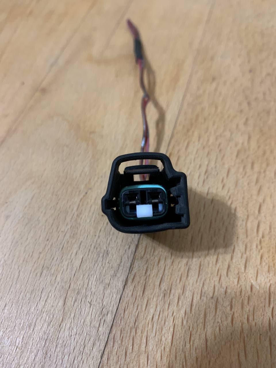 Купити 90980-11070 9098011070 Фішка Lexus Toyota запчастини б/в шрот ...