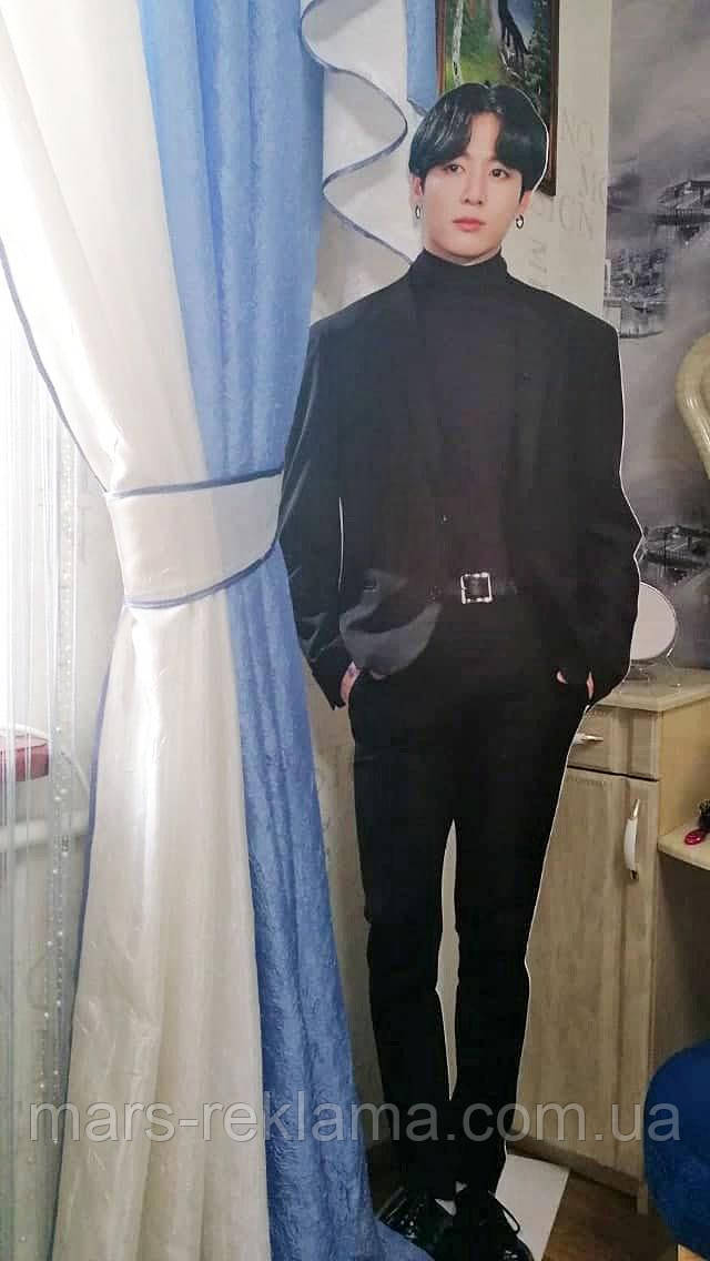 Чон Чонгук. Ростова фігура з будь-яким зображенням під замовлення, ціна ...