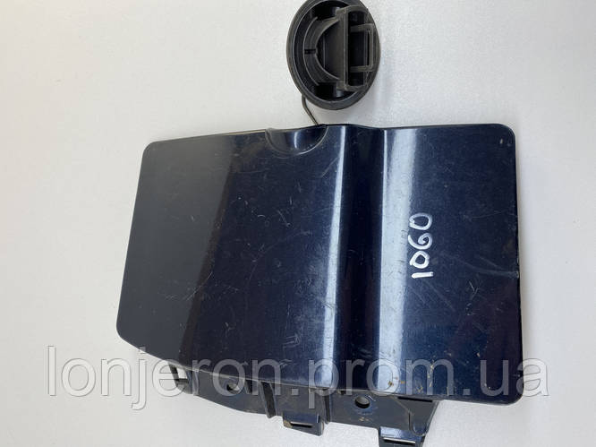 Купити Кришка люка паливного бака Renault Trafic, Opel Vivaro ...