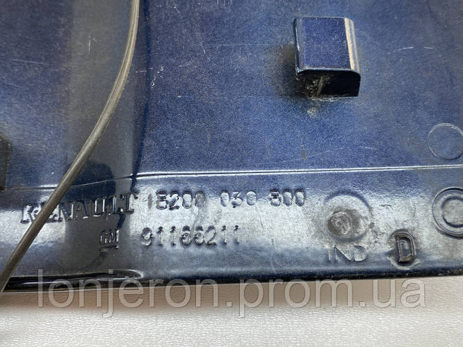 Купити Кришка люка паливного бака Renault Trafic, Opel Vivaro ...