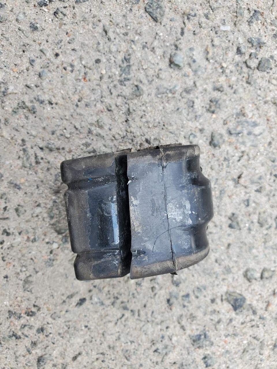 Втулка стабилизатора поперечной устойчивости - Ford Edge (F2GZ-5484-B ...