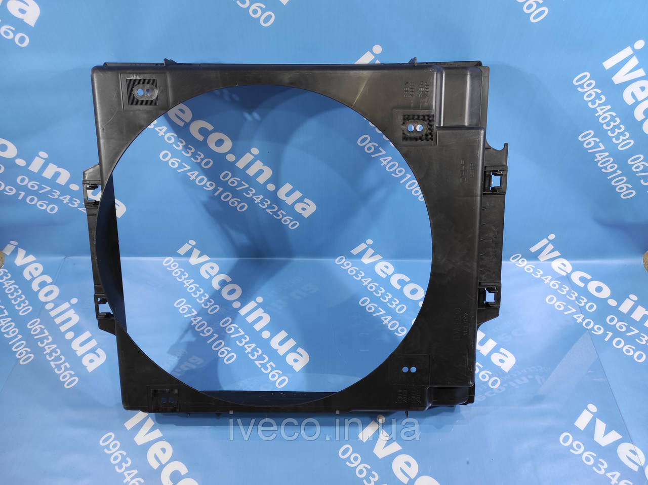 Дифузор вентилятора Iveco Trakker Івеко Тракер 8165849: продаж, ціна у ...