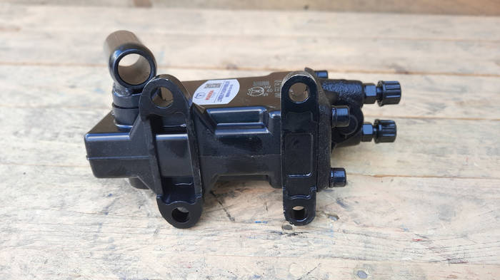 Купить ШНКФ 458662.250 Насос механизма опрокидывания кабины КАМАЗ 6520 ...