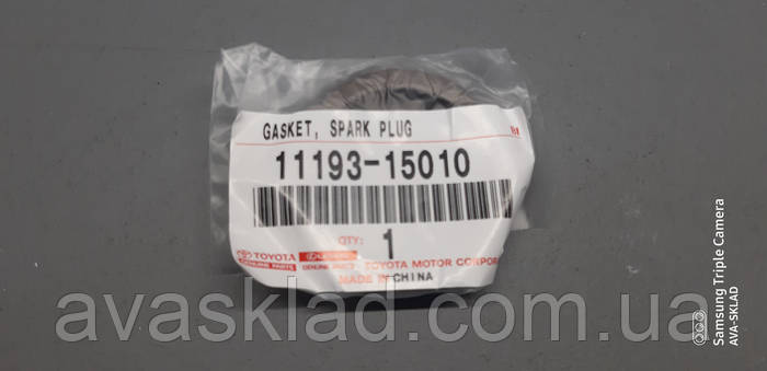 Сальник свечных колодцев оригинал TOYOTA 1119315010, цена 157.50 грн ...
