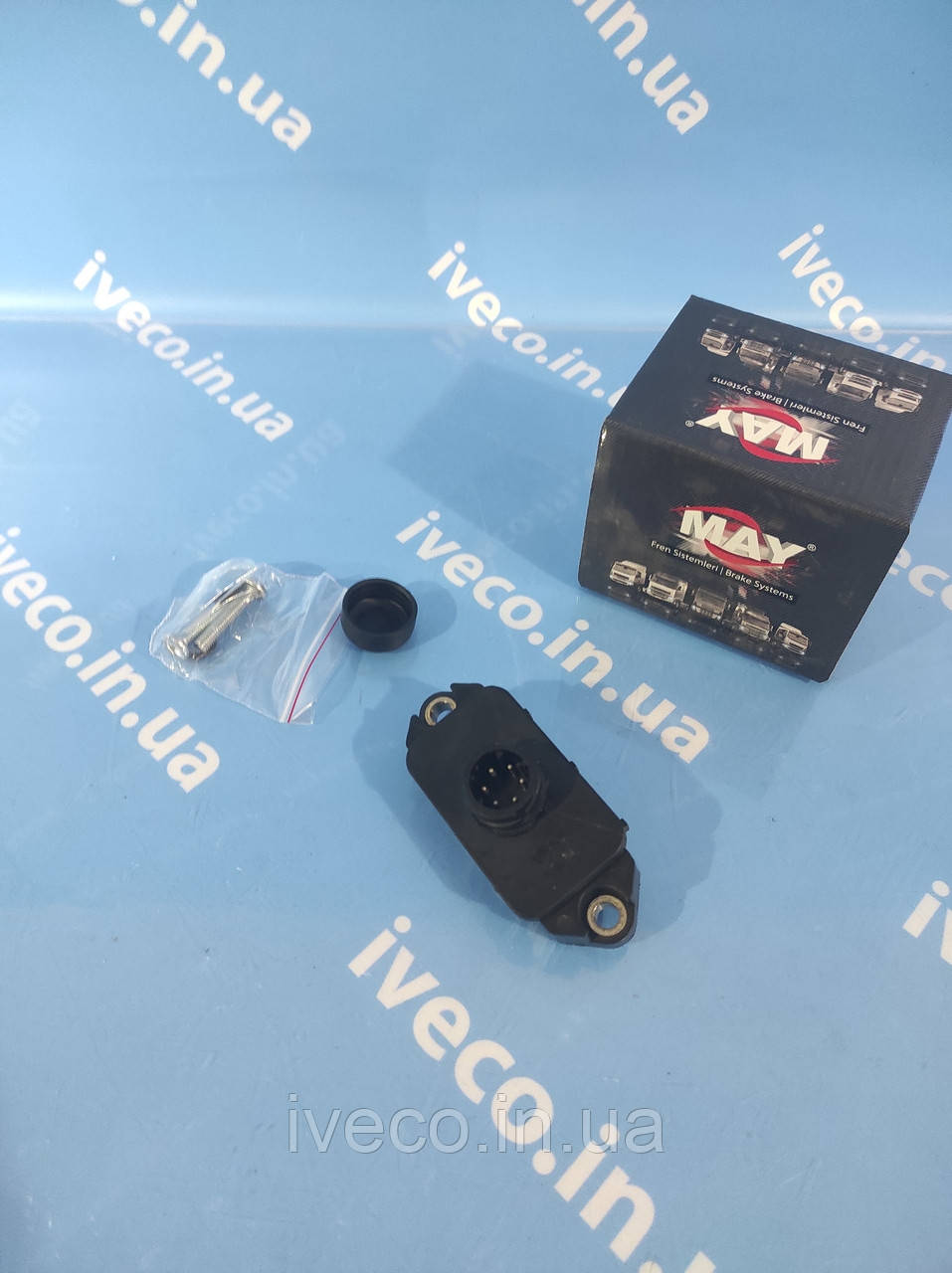 Купити Датчик тиску пневматичний DAF Iveco MB 1385733 II39746F004 BS ...