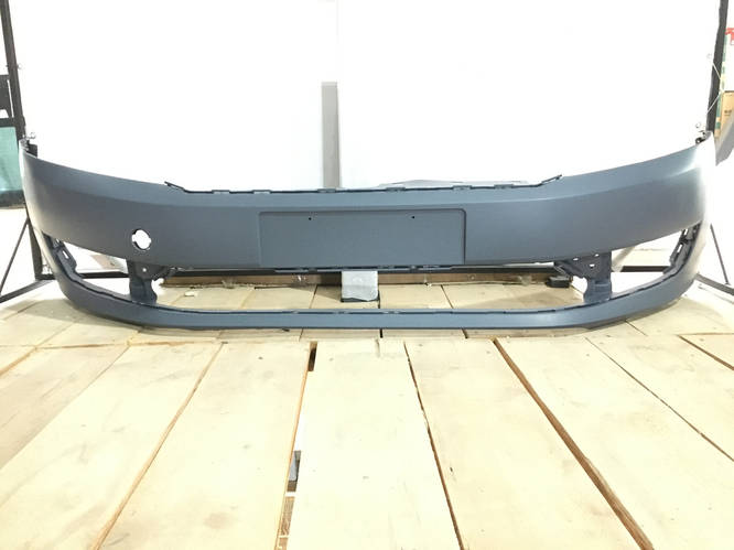 Купити Бампер передній VW Passat 12-15 561-807-217-B-GRU, ціна 4620 грн ...